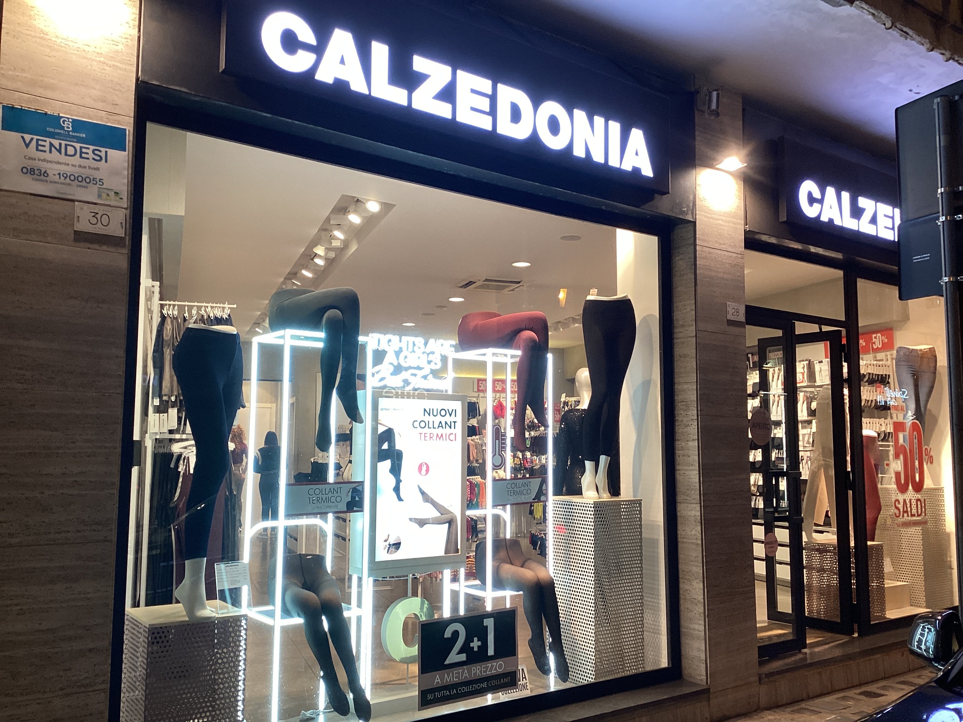 Tienda de bañadores y medias Maglie Via Roma,28 | Calzedonia