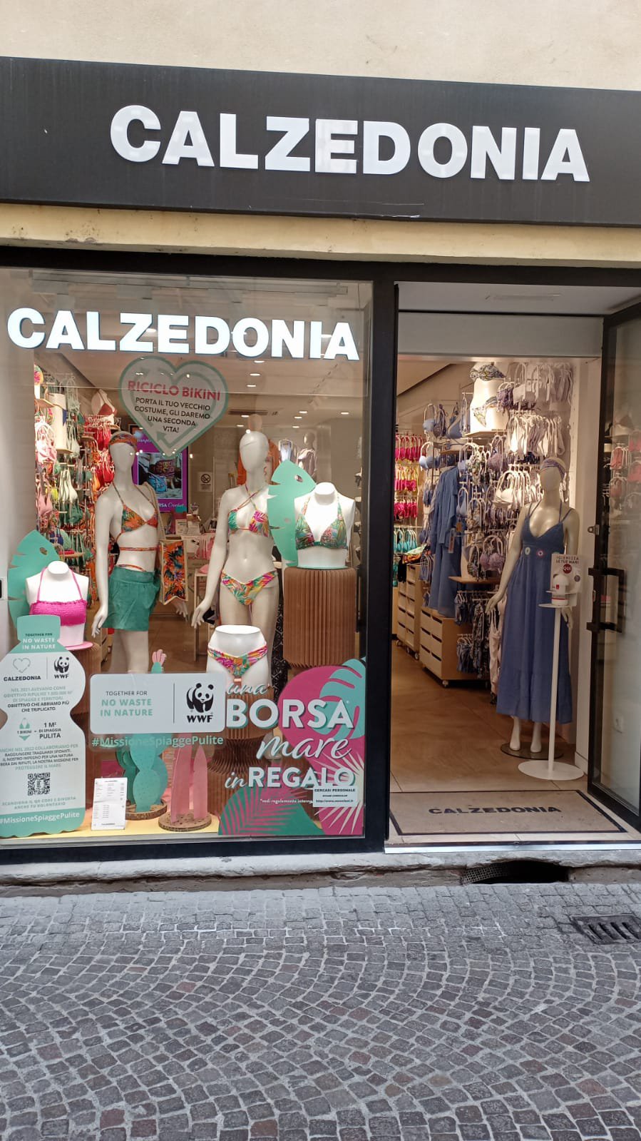 Loja de collants e biquínis em Lucca, LUCCA VIA FILLUNGO 115 | Calzedonia